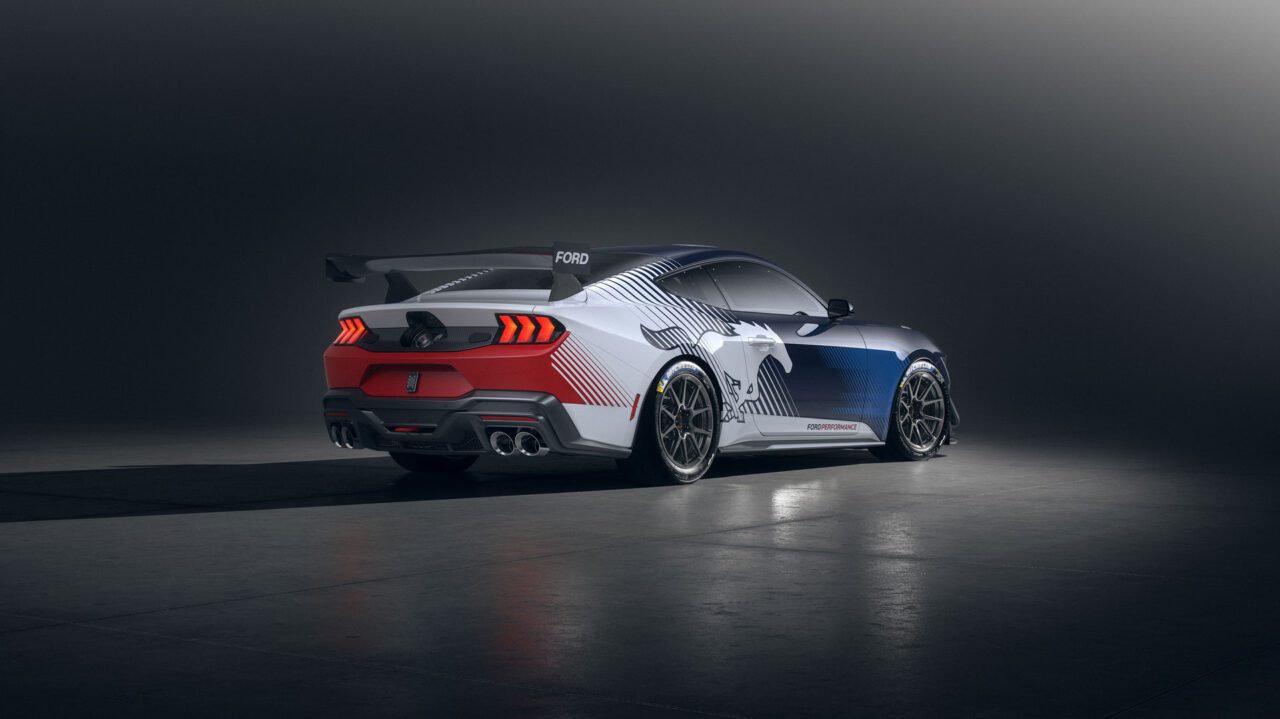 Ford Mustang GT4 Gen 7 – Multimatic Motorsports GT4 Race Car